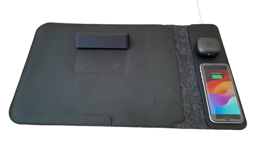 Laptop Sleeve 4 in 1 Wireless Charging – EnzZone